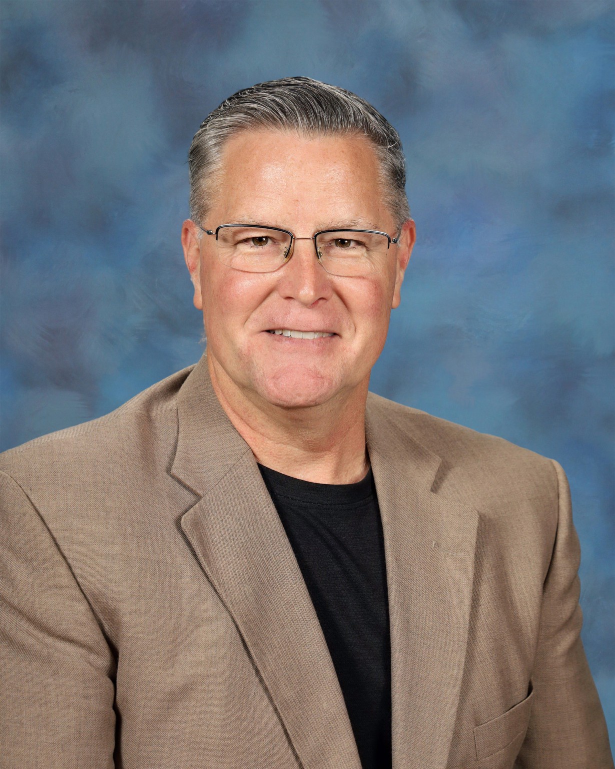 Jamie Hitzges, Principal of East Hall Middle, to Pursue Other ...